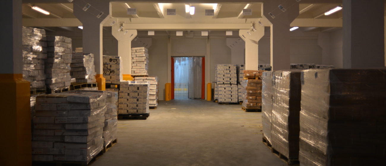 Šaldytuvų terminalas – smelte.lt